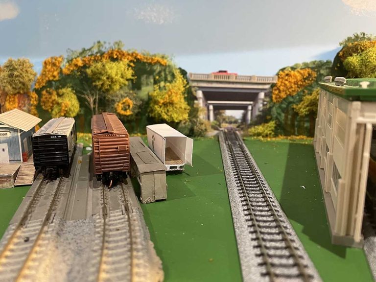 N scale switching layout - Model railroad layouts plansModel railroad ...