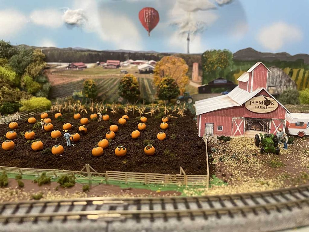 N scale switching layout - Model railroad layouts plansModel railroad ...