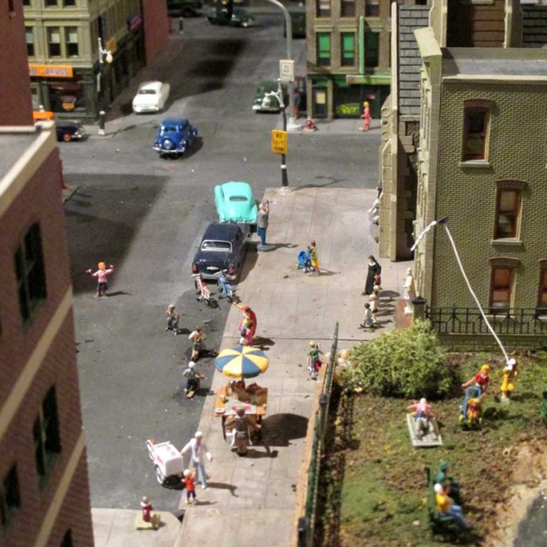 1950s HO scale model railroad - Model railroad layouts plansModel ...