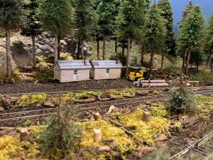 HO scale logging camp - Model railroad layouts plansModel railroad ...