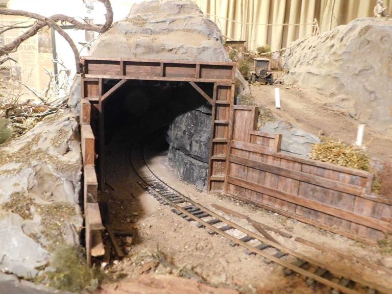 On30 locomotives - Model railroad layouts plansModel railroad layouts plans