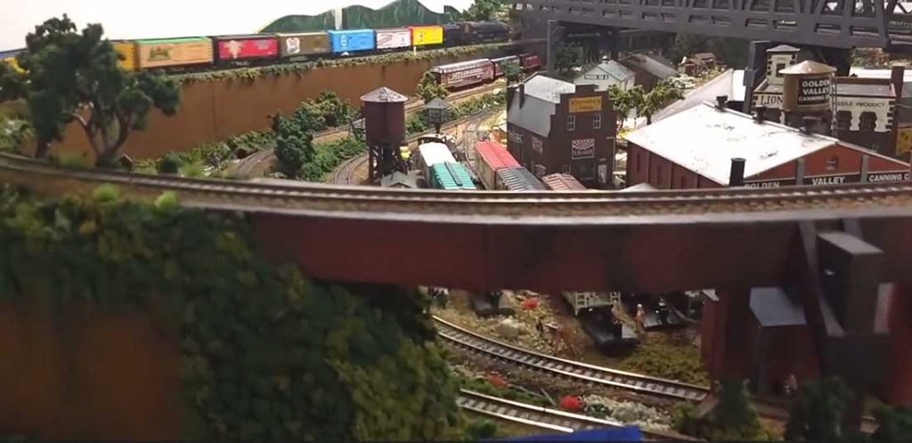 Scratch build a HO scale trestle bridge - Model railroad layouts ...