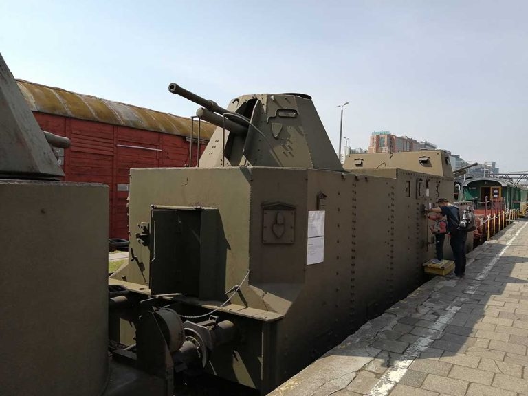 Military trains - Model railroad layouts plansModel railroad layouts plans