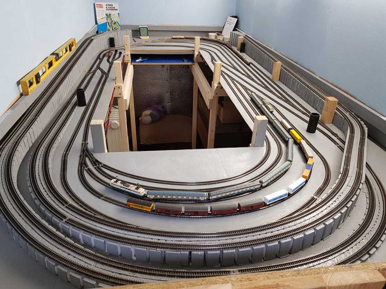 Multi level N scale - Model railroad layouts plansModel railroad ...