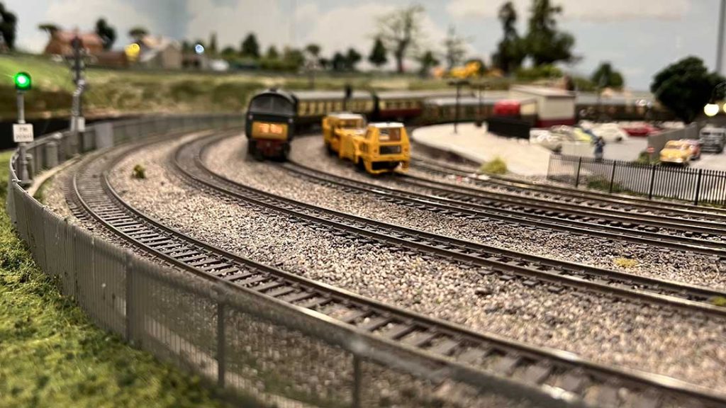 Track crossover - Model railroad layouts plansModel railroad layouts plans