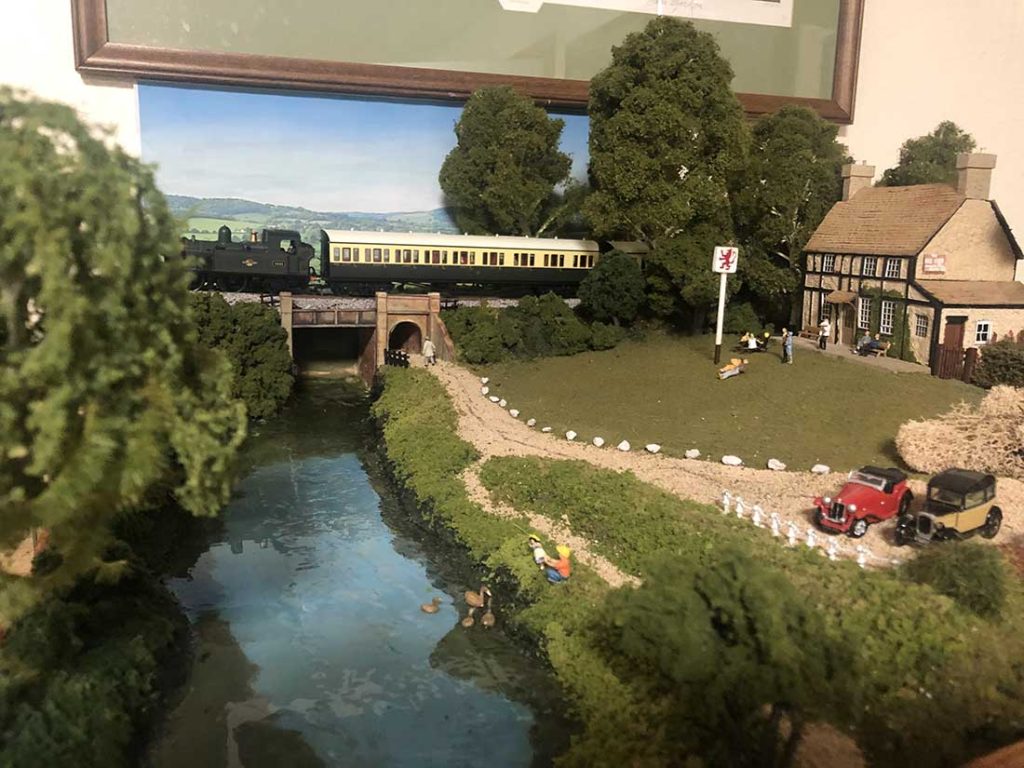 Church kit build - Model railroad layouts plansModel railroad layouts plans