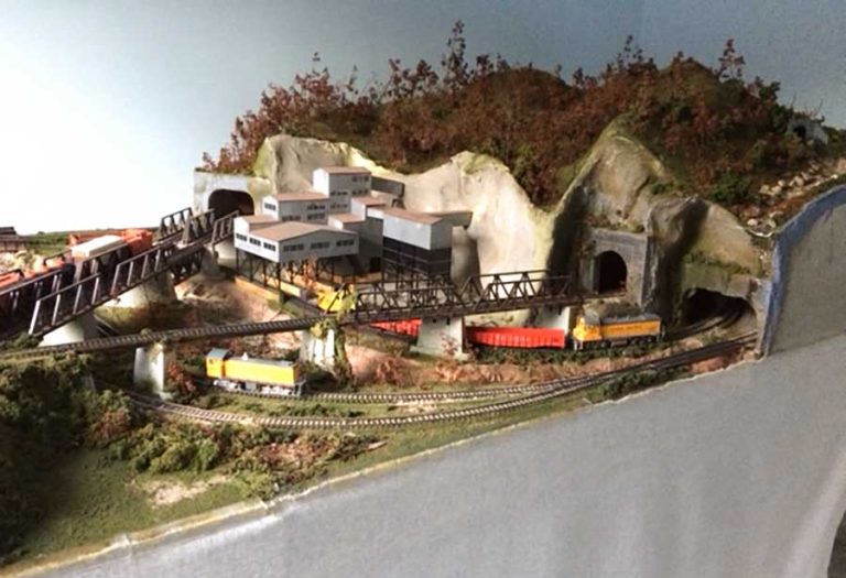 5x9 HO scale layout - Model railroad layouts plansModel railroad ...