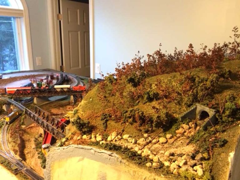 5x9 HO scale layout - Model railroad layouts plansModel railroad layouts plans