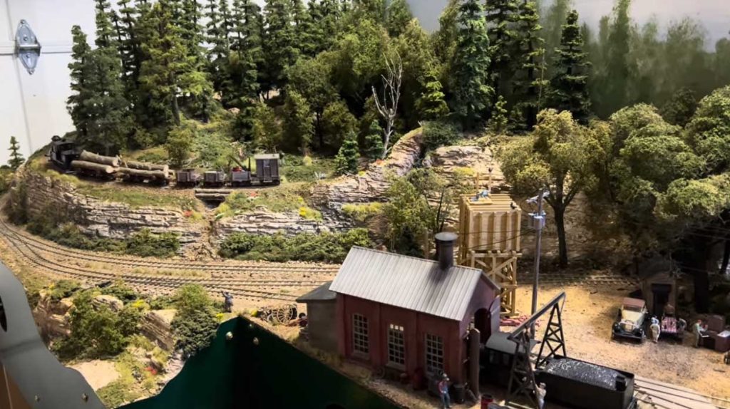 Model railroad show layout - Model railroad layouts plansModel railroad ...