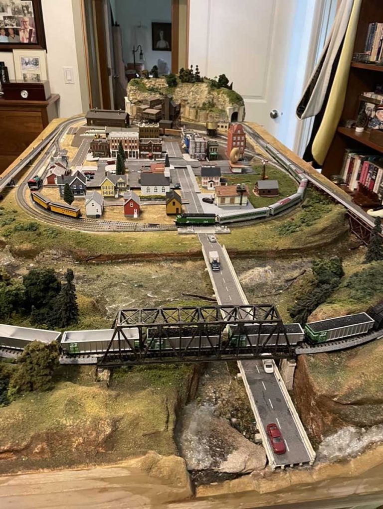 N scale steam layout - Model railroad layouts plansModel railroad layouts plans
