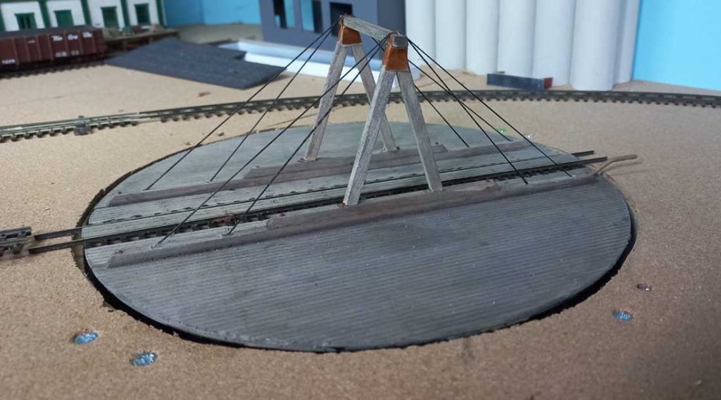 HO turntable conversion - Model railroad layouts plansModel railroad ...