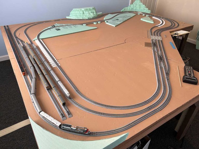 Building a train layout - Model railroad layouts plansModel railroad ...