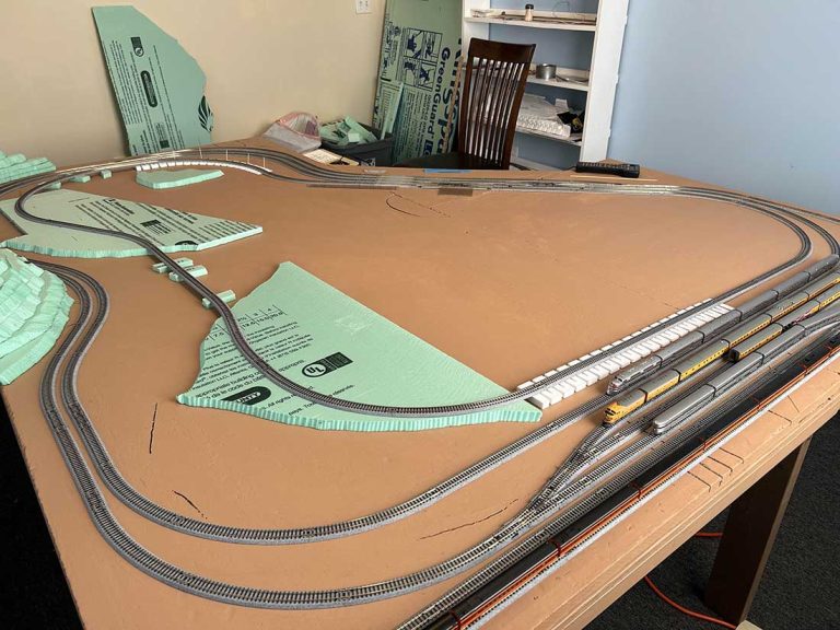 Building a train layout - Model railroad layouts plansModel railroad ...