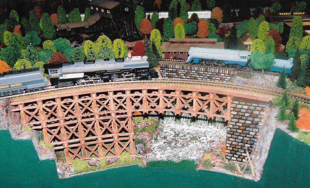 16x16 HO scale layout - Model railroad layouts plansModel railroad ...