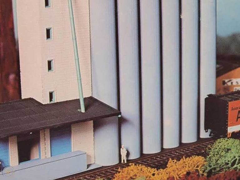 Model grain silo kitbash - Model railroad layouts plansModel railroad ...