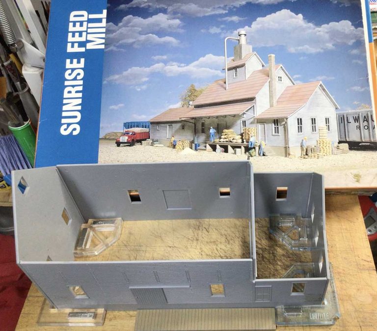 Walthers HO scale - Model railroad layouts plansModel railroad layouts ...