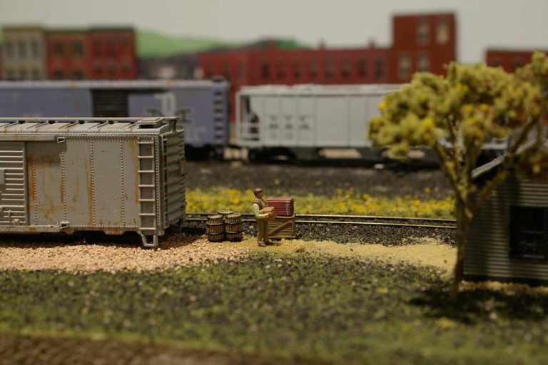 Model train people - Model railroad layouts plansModel railroad layouts ...