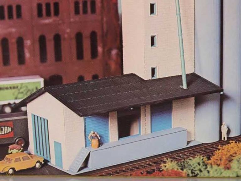 Model grain silo kitbash - Model railroad layouts plansModel railroad ...