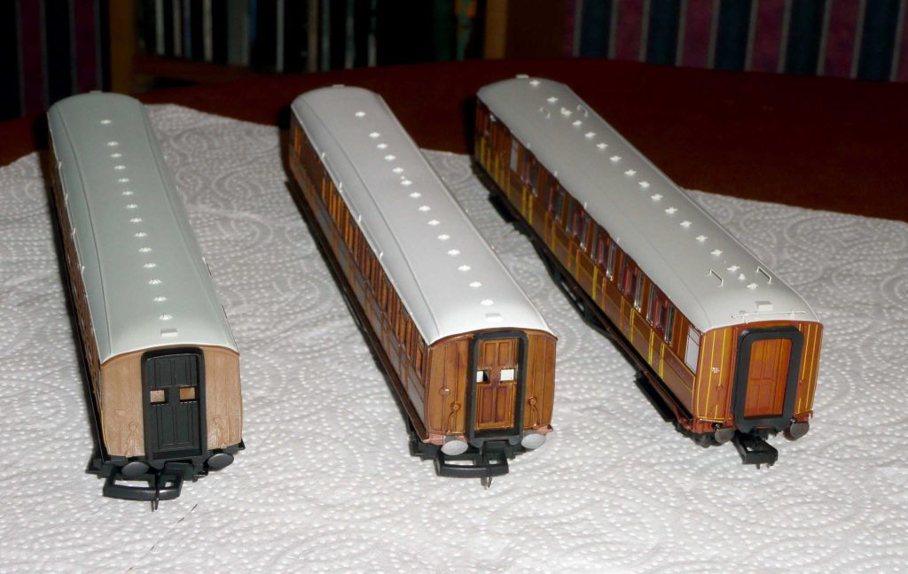 Weathering model train cars - Model railroad layouts plansModel ...