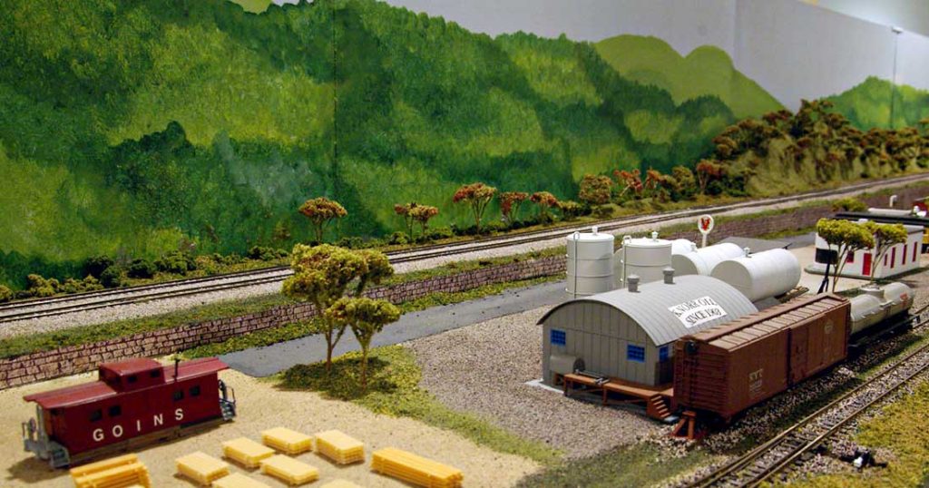 HO scale switcher - Model railroad layouts plansModel railroad layouts ...