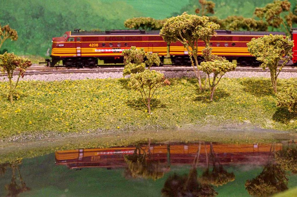 HO scale switcher - Model railroad layouts plansModel railroad layouts ...