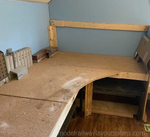 Double level HO scale layout - Don's - Model railroad layouts ...