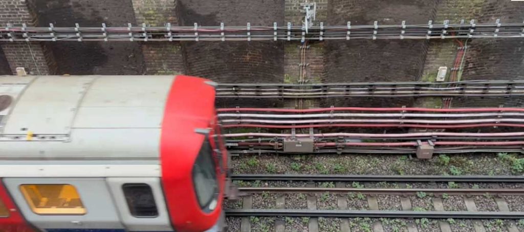 London underground model trains - Model railroad layouts plansModel ...