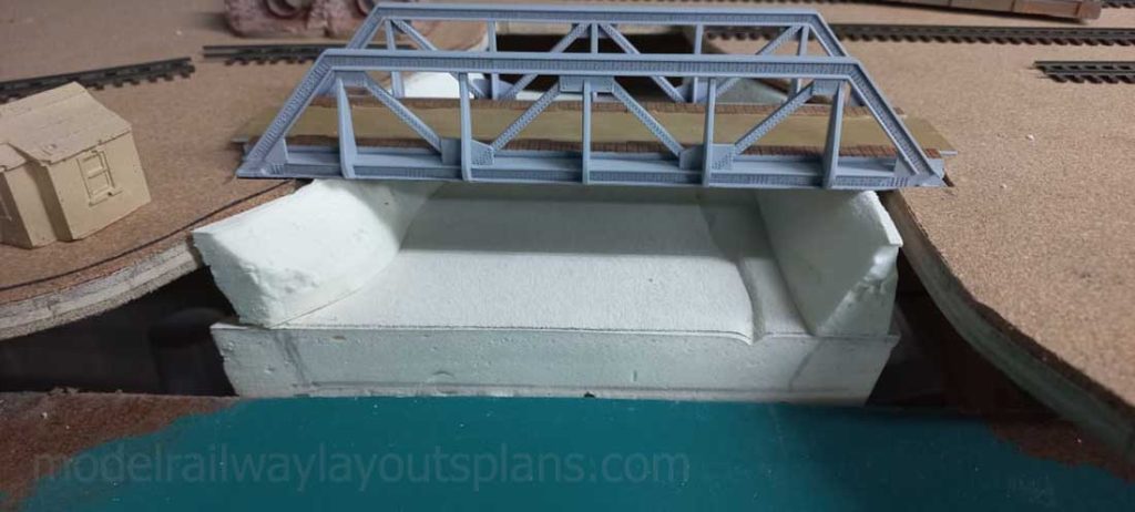 HO scale waterfront layout - Model railroad layouts plansModel railroad ...