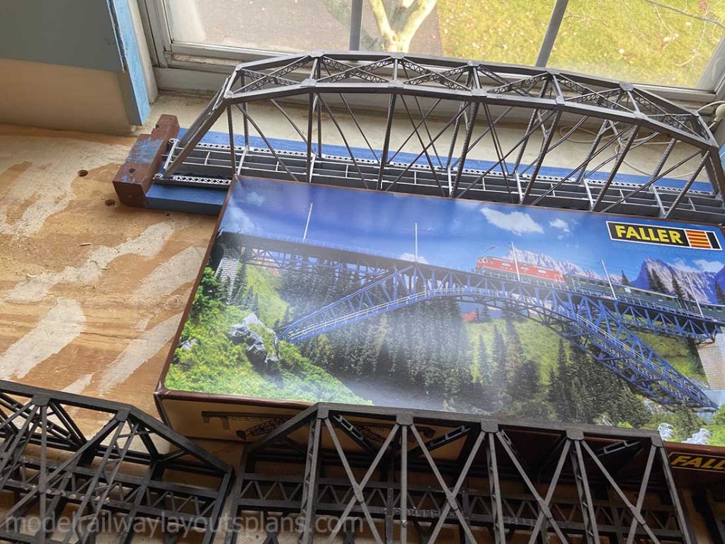 Double level HO scale layout - Don's - Model railroad layouts ...