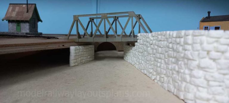 HO scale waterfront layout - Model railroad layouts plansModel railroad ...