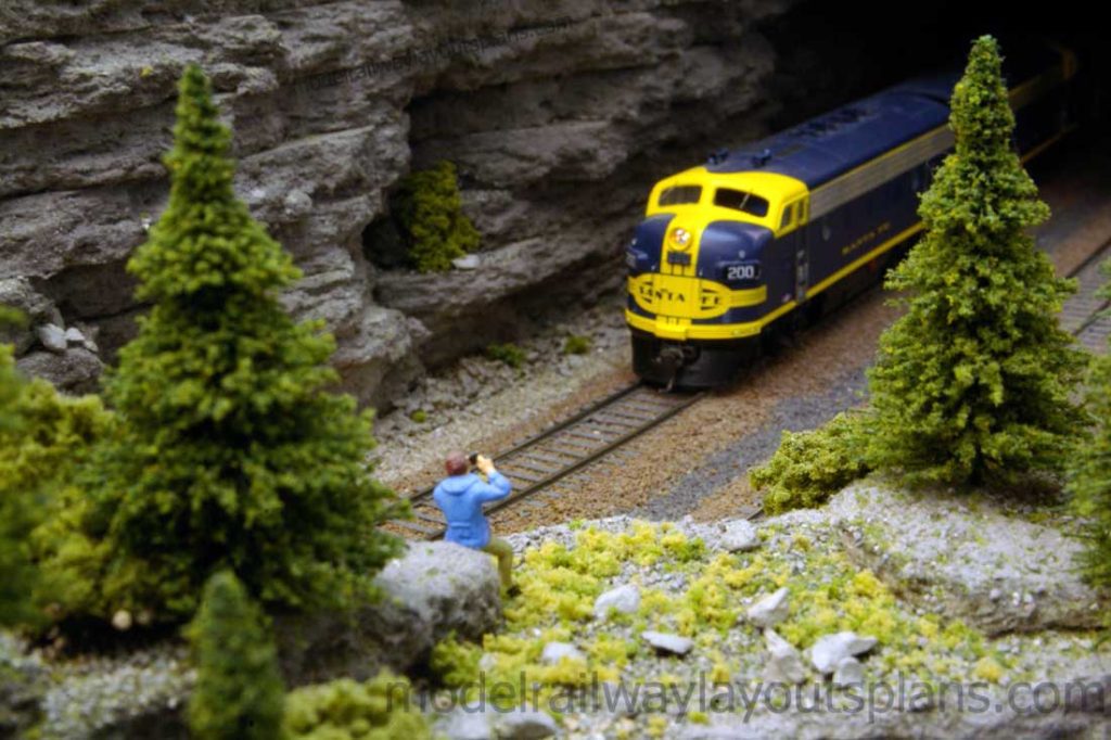 HO scenery for model trains - Dan's - Model railroad layouts plansModel ...