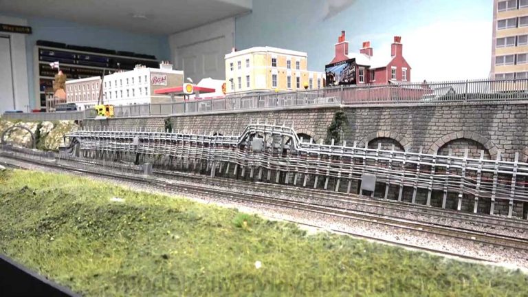 Model London Underground - Model railroad layouts plansModel railroad ...