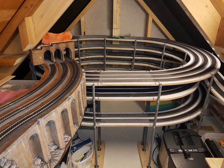 HO scale tunnel and stone walls - Model railroad layouts plansModel ...