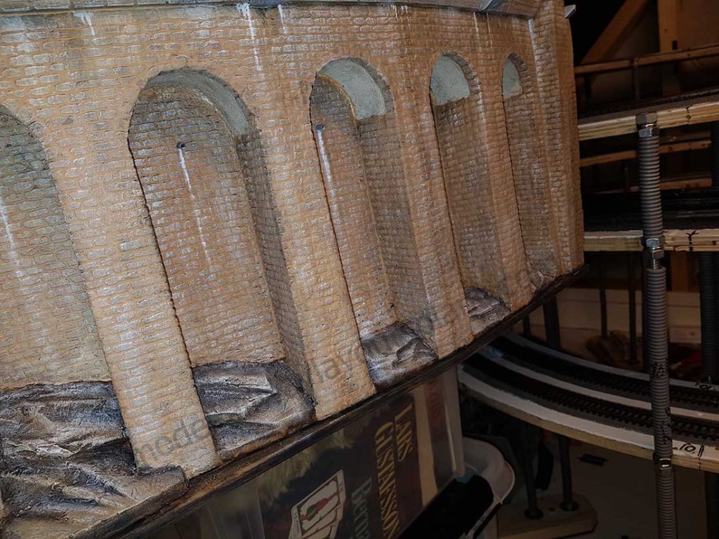 HO scale tunnel and stone walls - Model railroad layouts plansModel ...