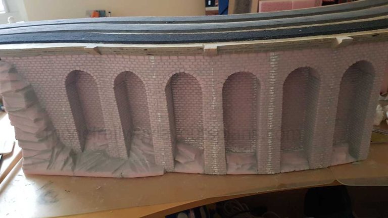 HO scale tunnel and stone walls - Model railroad layouts plansModel ...