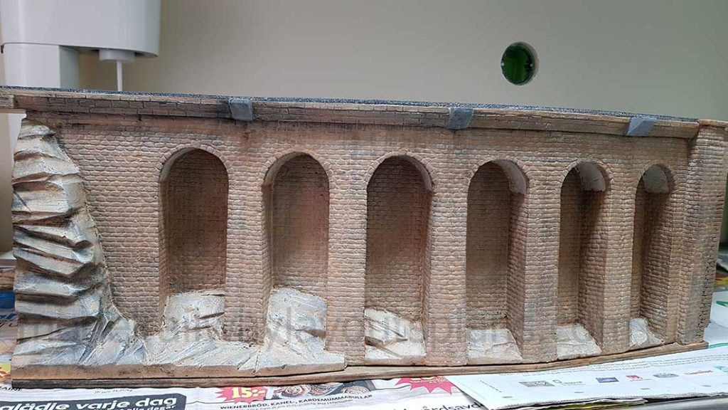 HO scale tunnel and stone walls - Model railroad layouts plansModel ...