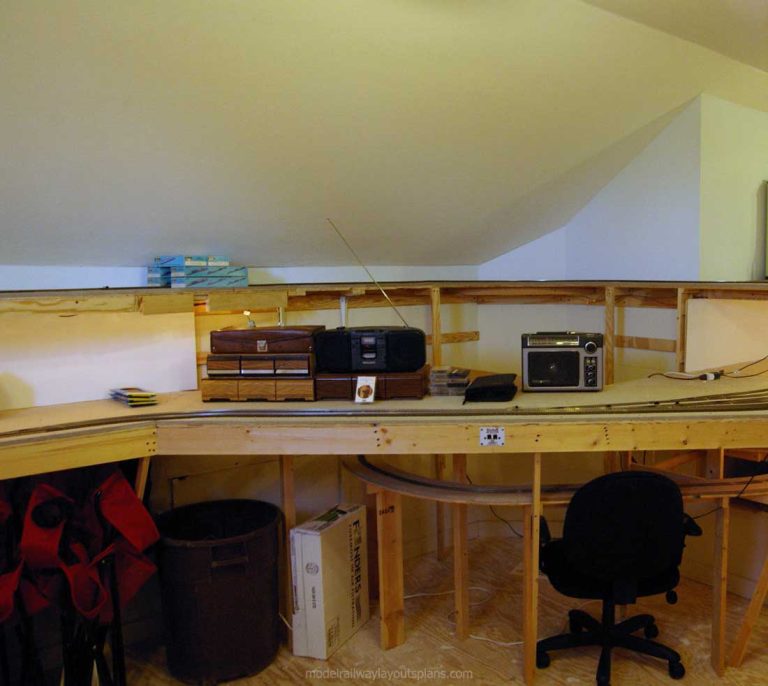 Multi level train layout - Model railroad layouts plansModel railroad ...