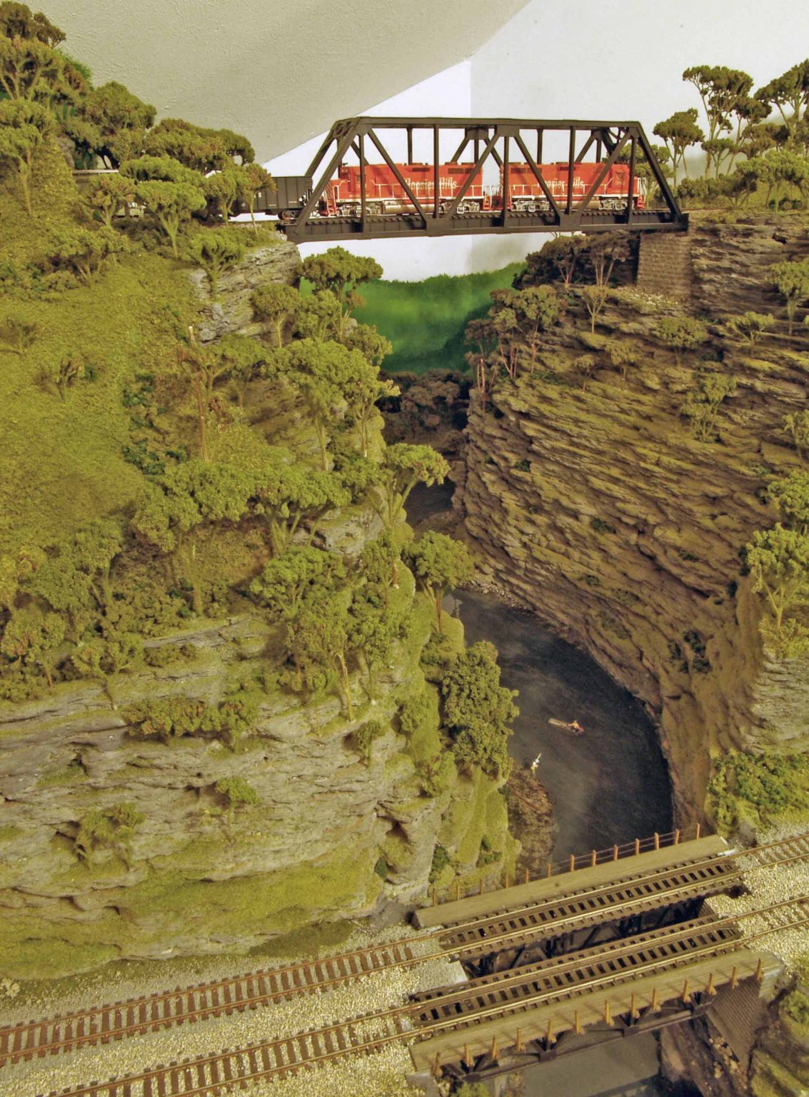 Multi level train layout - Model railroad layouts plansModel railroad ...