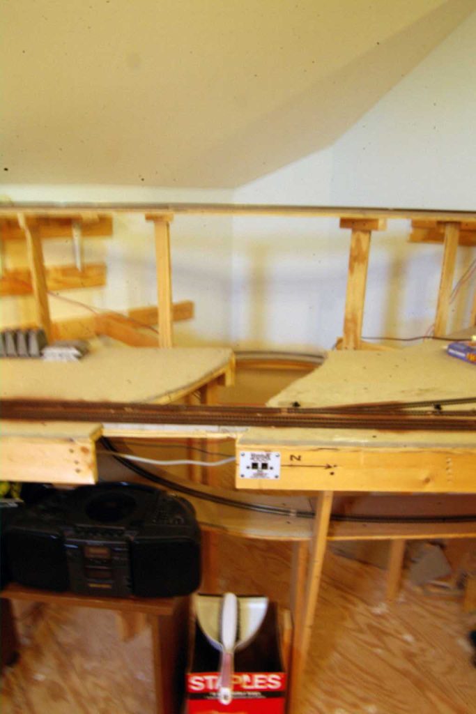 Multi level train layout - Model railroad layouts plansModel railroad ...