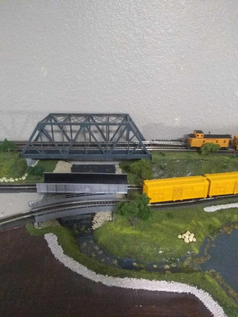 3 loop HO layout update - Ray's - Model railroad layouts plansModel ...