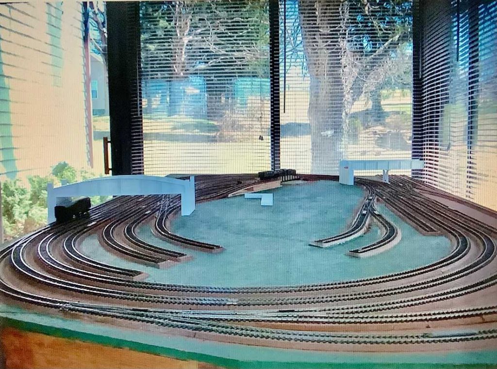 OO scale track bed - Model railroad layouts plansModel railroad layouts ...