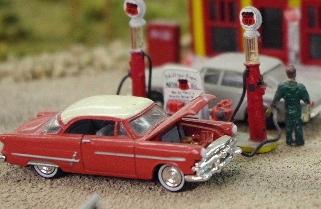 HO scale railroad workers - Model railroad layouts plansModel railroad ...