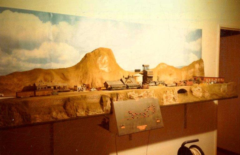 HOn3 brass K-37 - Brian's layout - Model railroad layouts plansModel ...