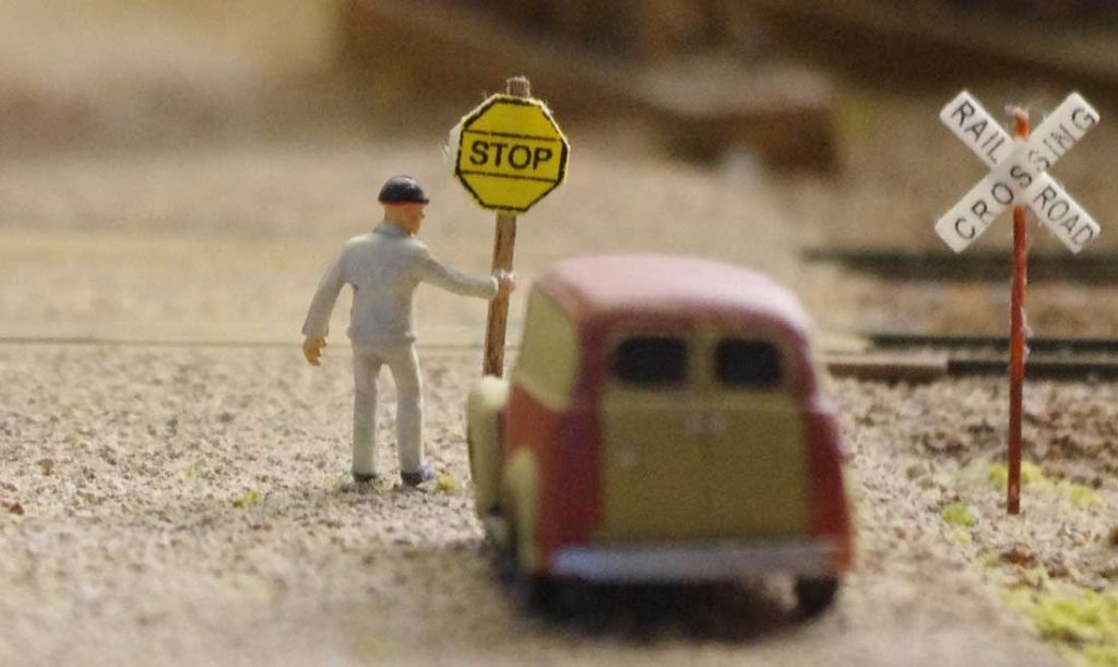 HO scale railroad workers - Model railroad layouts plansModel railroad ...