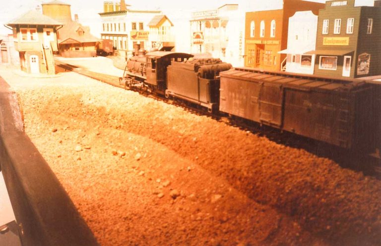 HOn3 brass locomotives - Model railroad layouts plansModel railroad ...