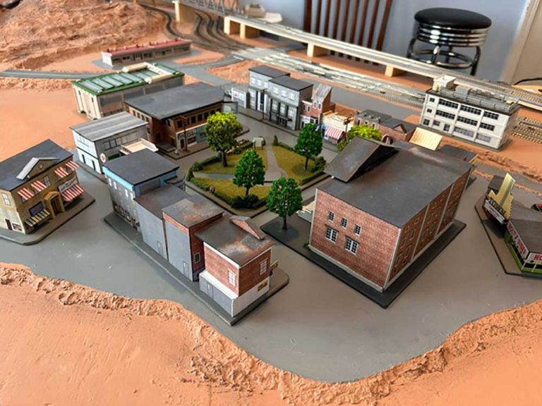 Kato N scale - Mike's - Model railroad layouts plansModel railroad ...