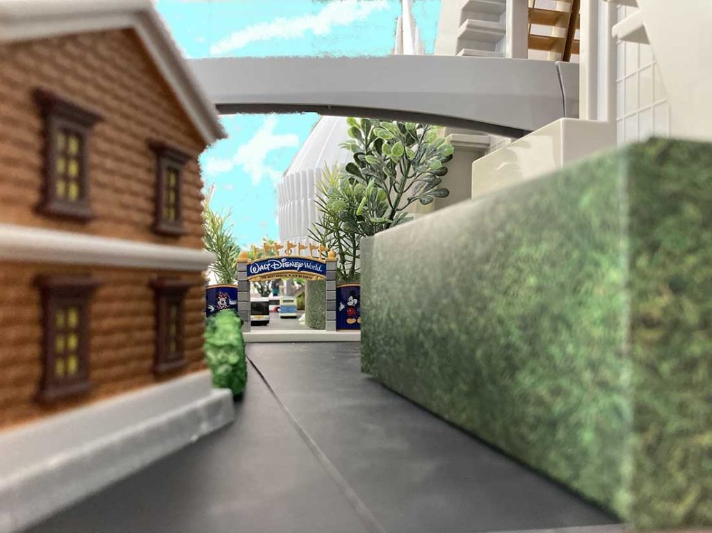 Disney World model train - Model railroad layouts plansModel railroad ...