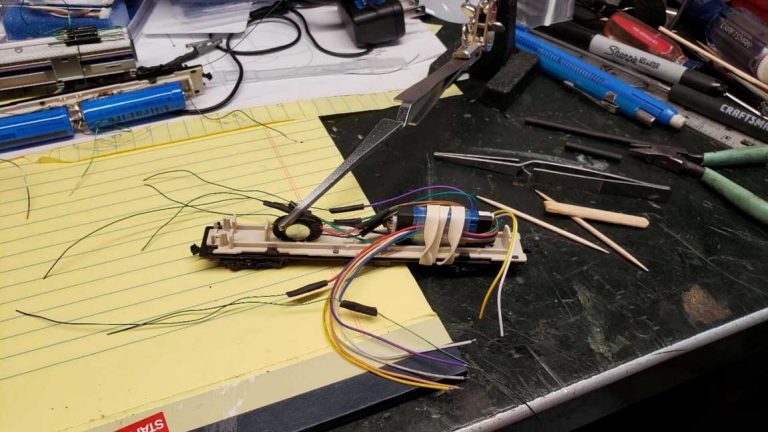 Battery powered model trains - Model railroad layouts plansModel ...