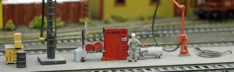 HO scale railroad workers - Model railroad layouts plansModel railroad ...