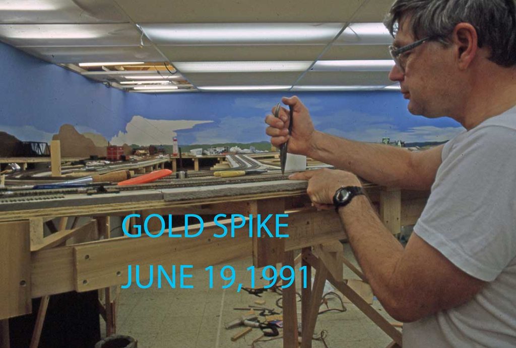 Train layout HO scale - Dan's - Model railroad layouts plansModel ...